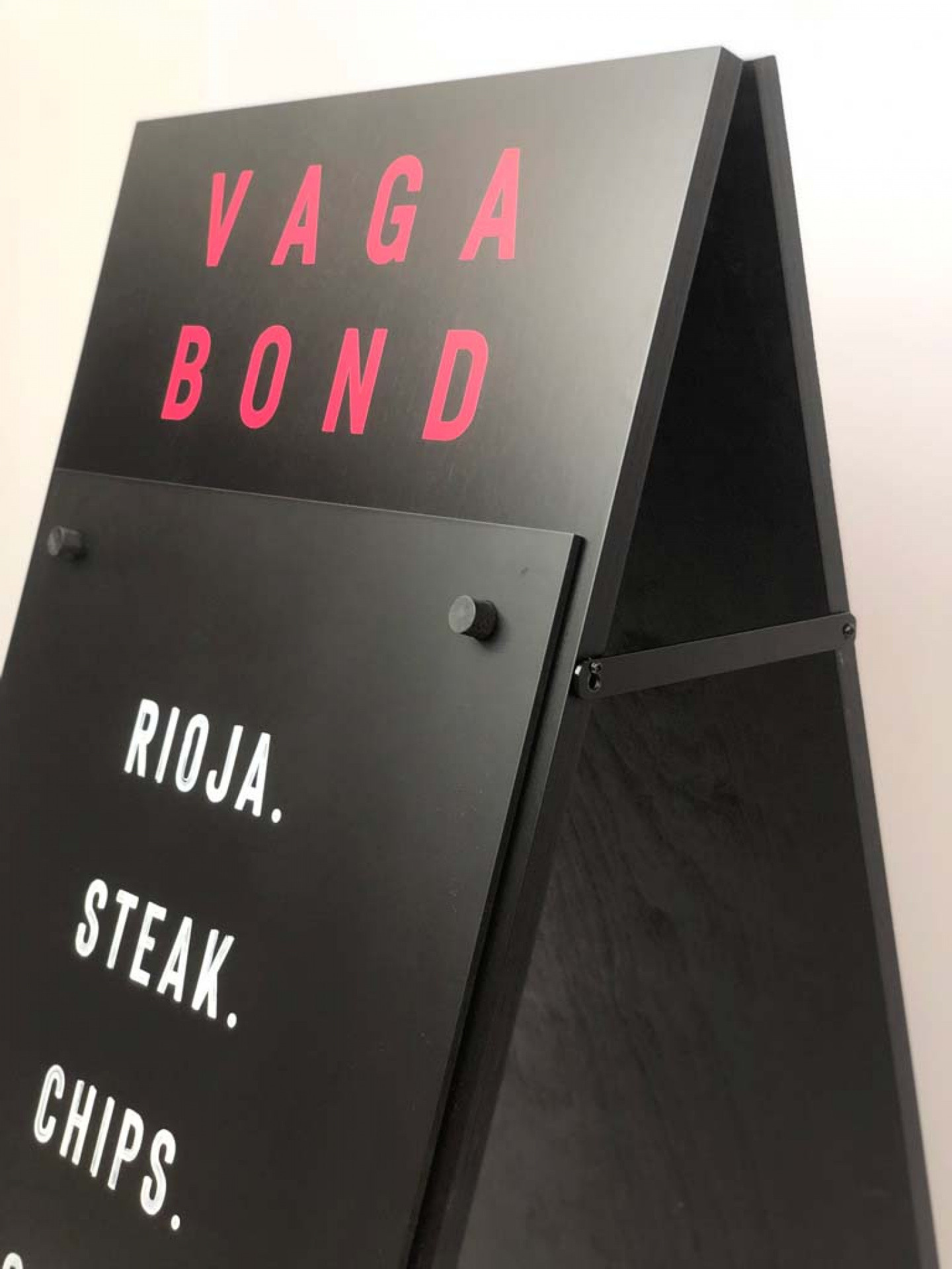 10 Majisign Services for Pavement Signs to Boost Your Business ...