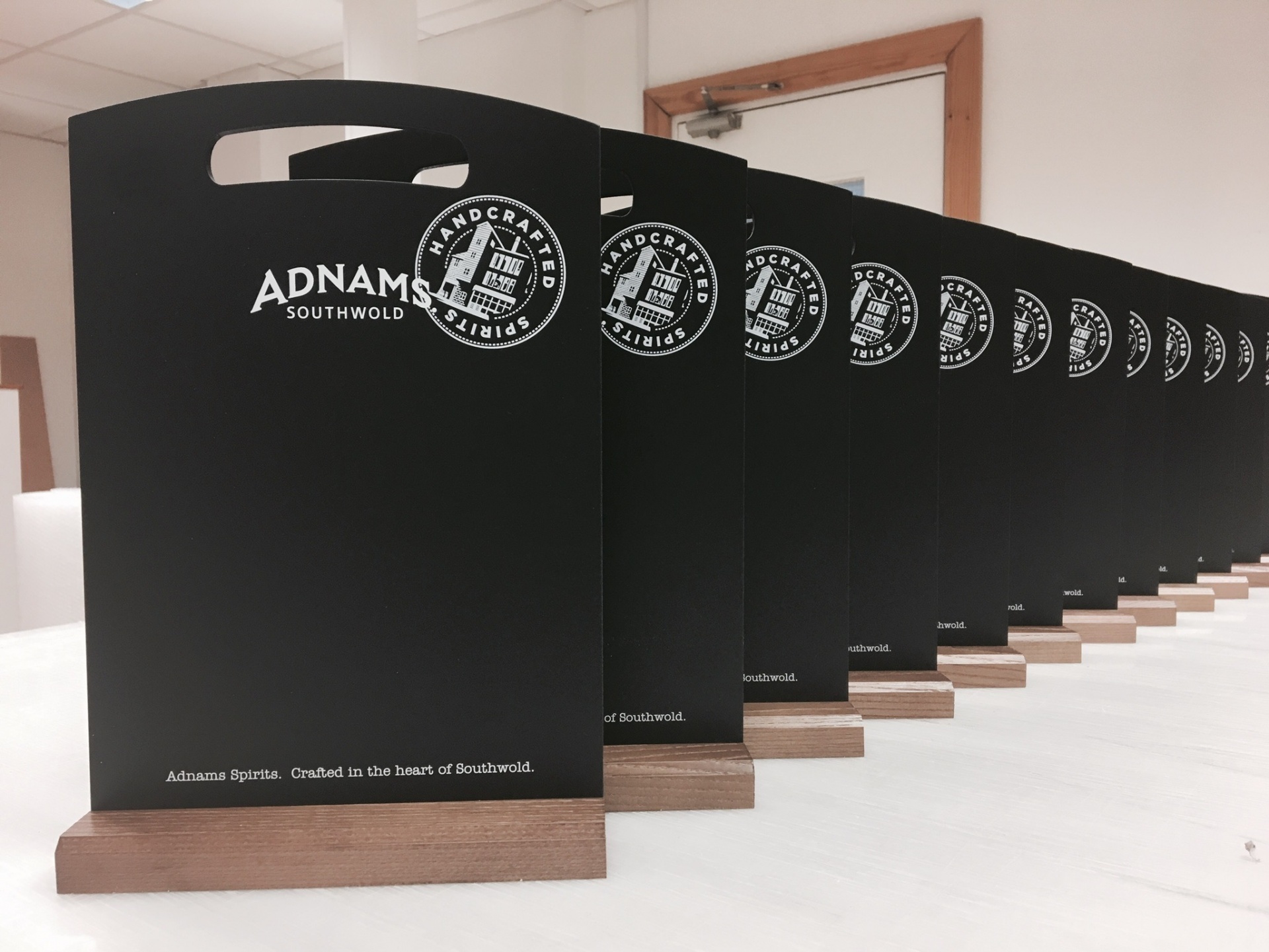 Premium Table Talkers - Majisign